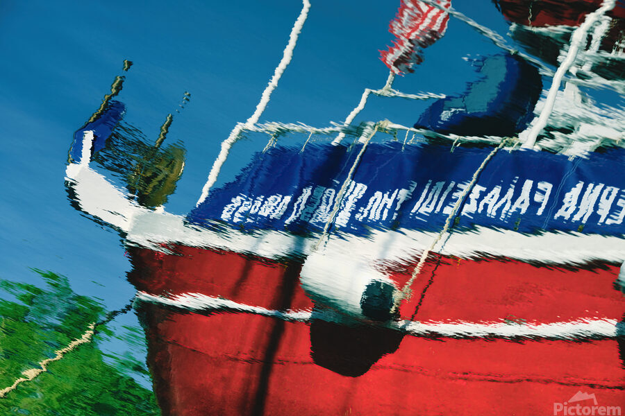 Kaiki on the water par Dimitrios Fine Art