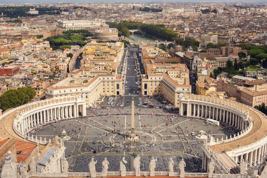 From the Basilica dome color corrected par Brad Scott