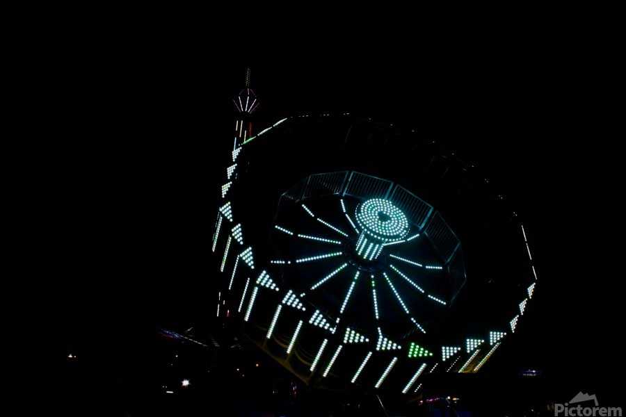 Spinny Thing by djinhuman Wall Art