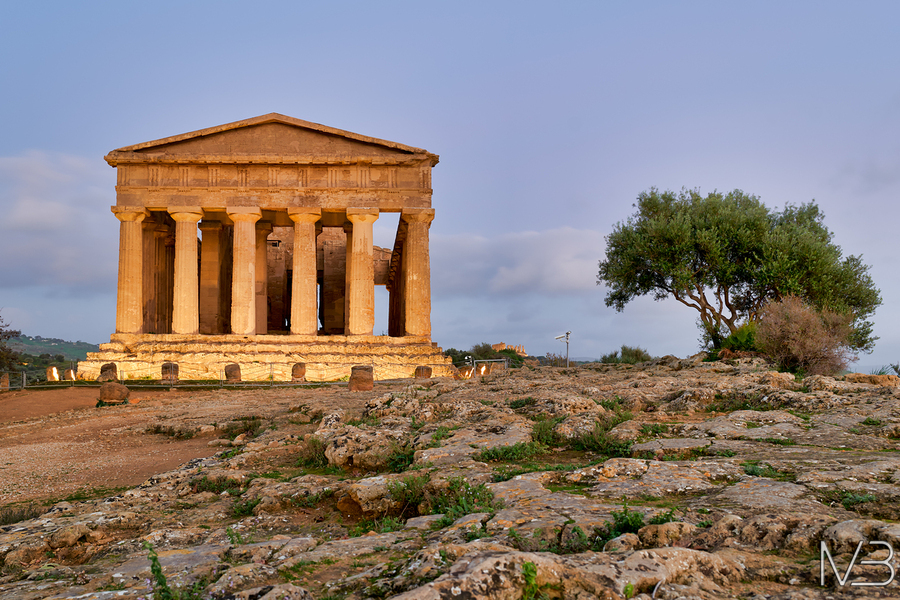Temple of Concordia Tempio della Concordia. Valle dei Templi Valley of ...