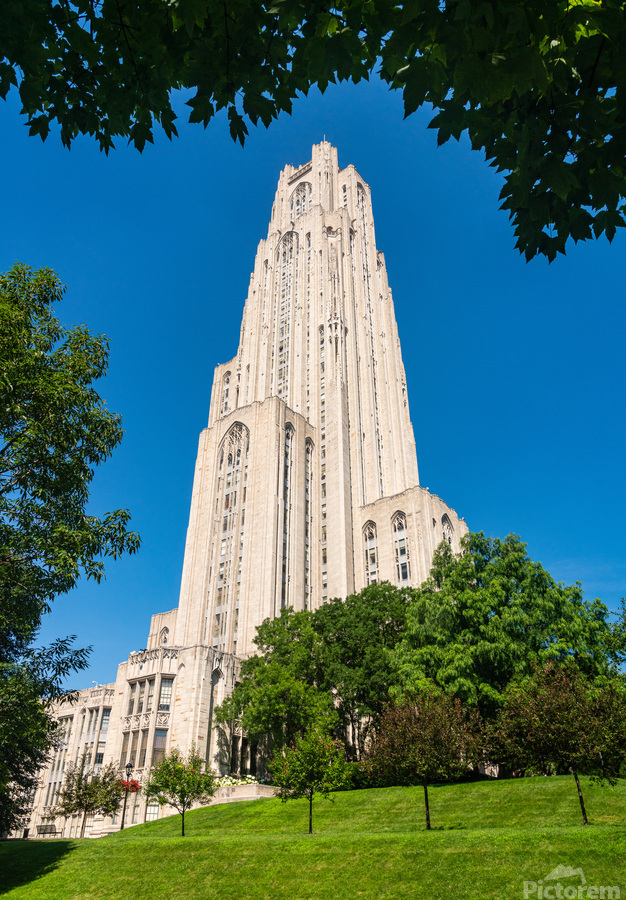 Cathedral of Learning building at the University of Pittsburgh by Steve ...