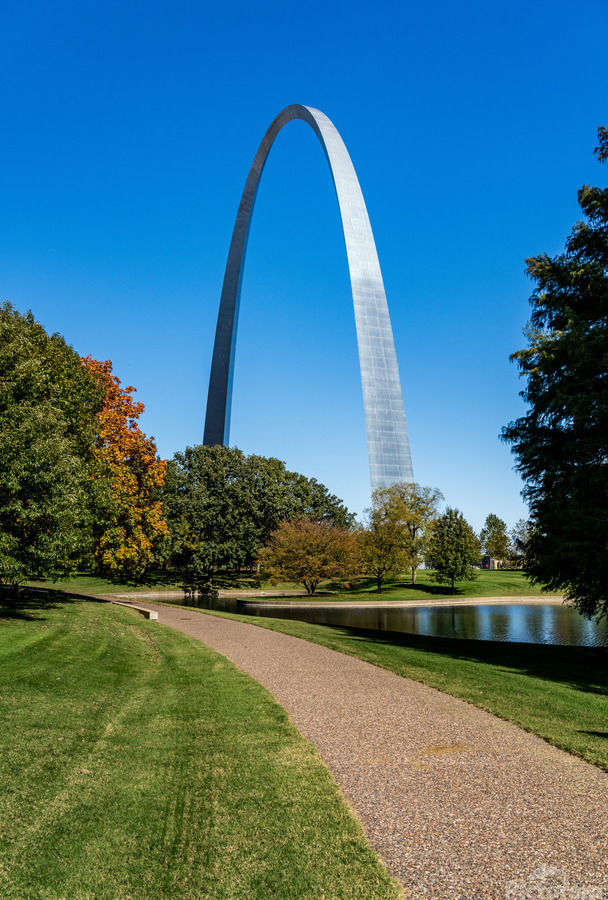 Gateway Arch of St Louis Missouri from the park and lake by Steve Heap Wall Art