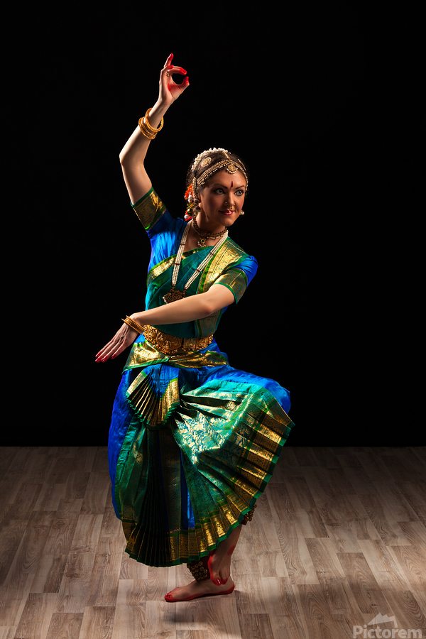 Beautiful girl dancer of Indian classical dance Bharatanatyam by Dmitry ...
