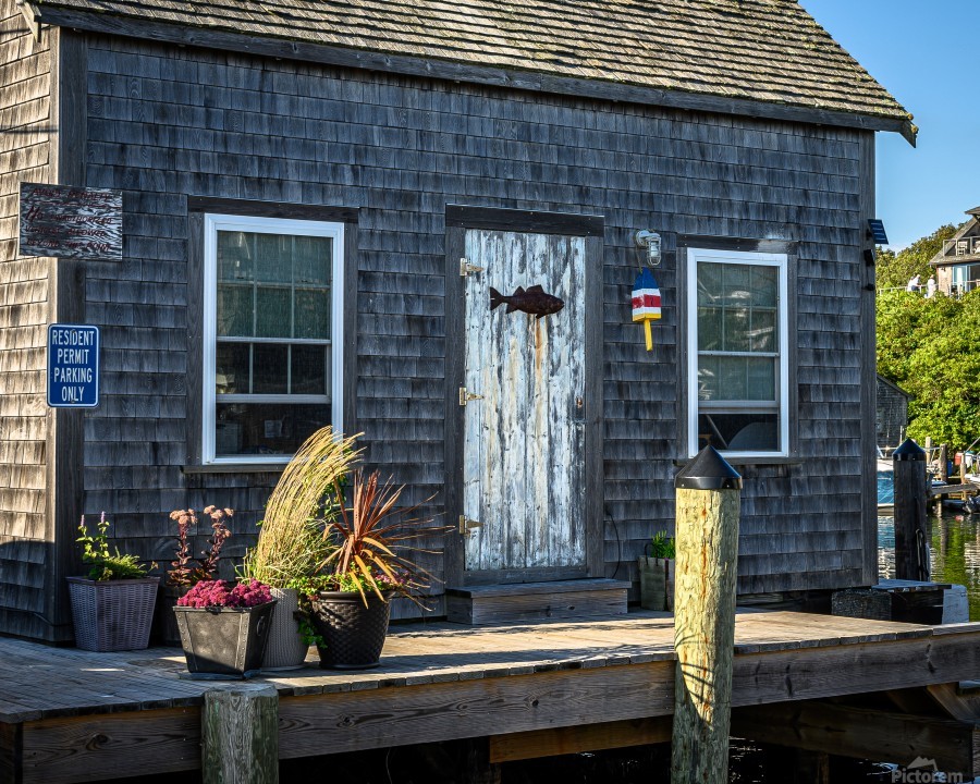 Fish Shack by VHughes Wall Art