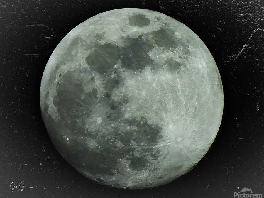 Best of a full moon by Gavin Graham Wall Art