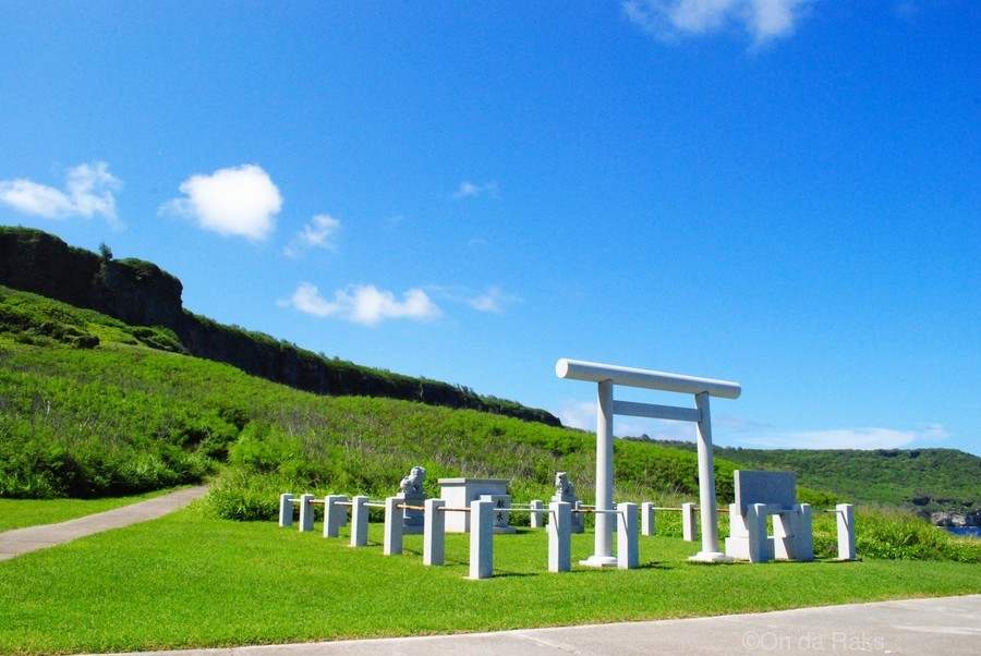 Memorial Shrine by On da Raks Wall Art