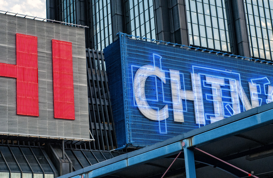 HK SIGNS by FOTOSQUARES COM Wall Art