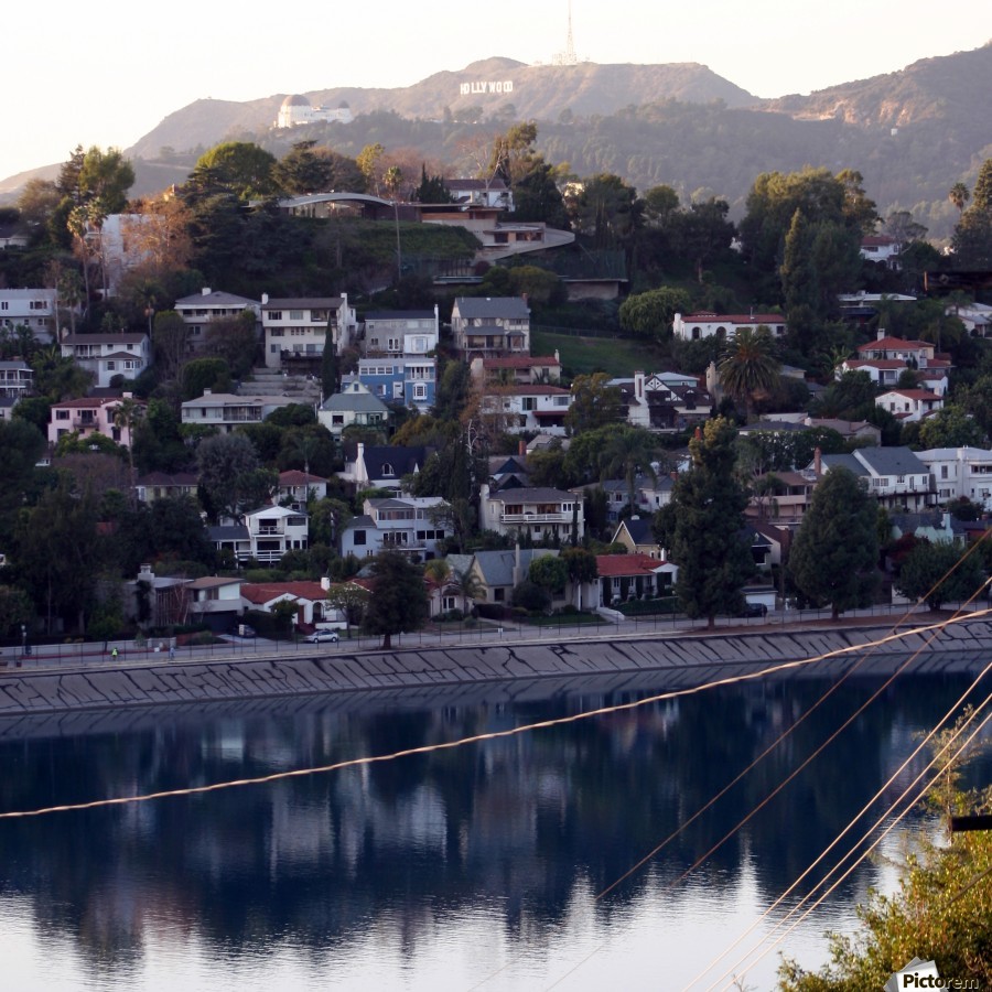 Silver Lake Reservoir with Griffith Observatory par Hold Still Photography