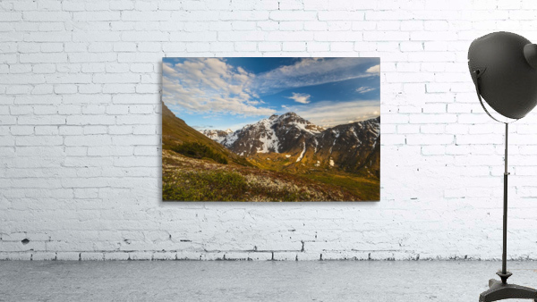 Powerline Pass Valley and the Powerline Trail in Chugach State Park ...